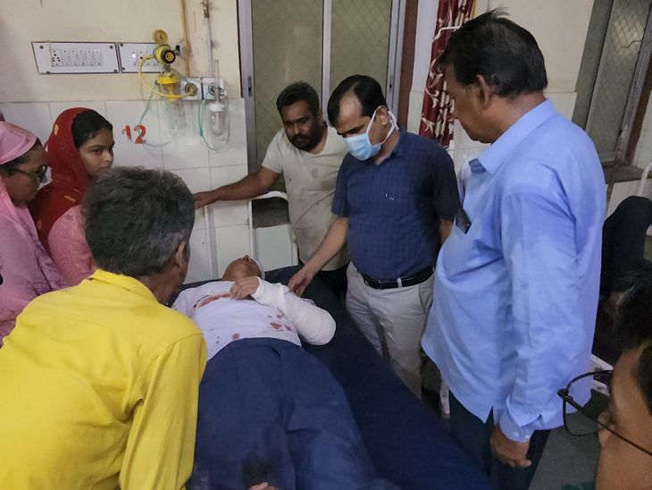 Three injured were admitted to the hospital in Chirawa, got stitches in ...