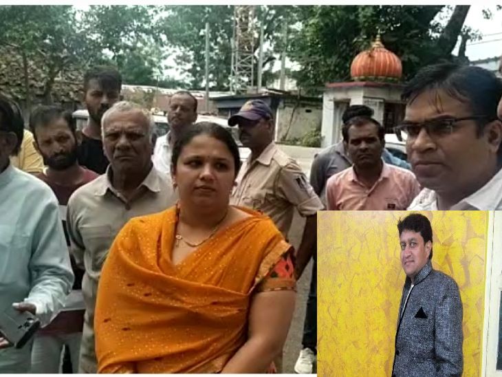 Controversy arose due to hoarding in Chicholi, Congress candidate ...