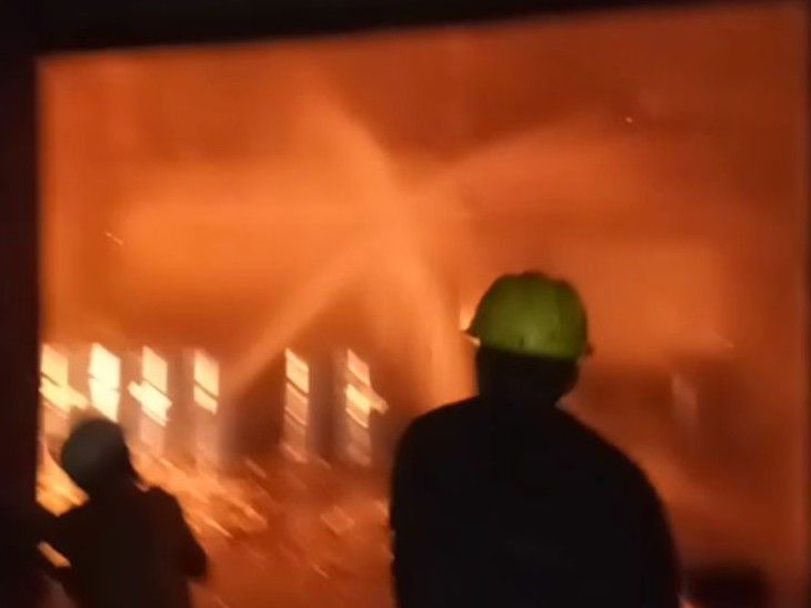 fire in chemical factory in pali