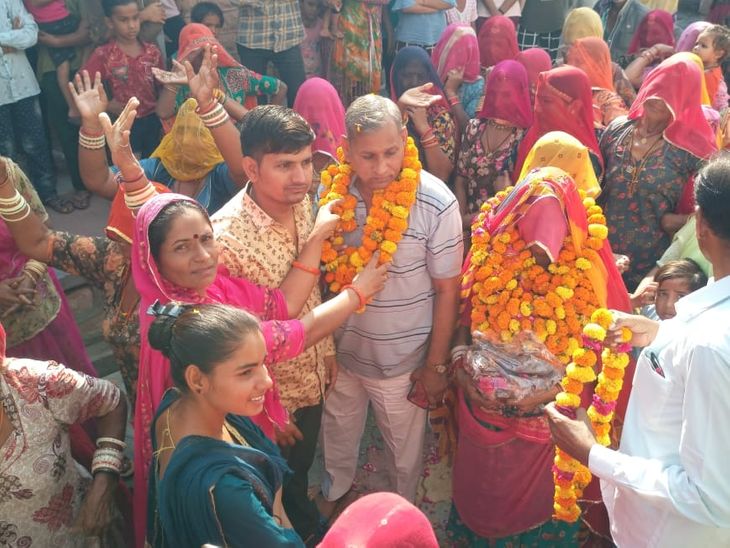 Women of Meghwal community returned after visiting Chardham pilgrimage ...
