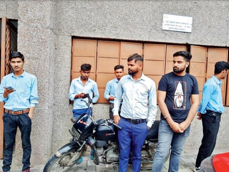 Some teachers are busy in linking people's voter ID with Aadhaar, some ...