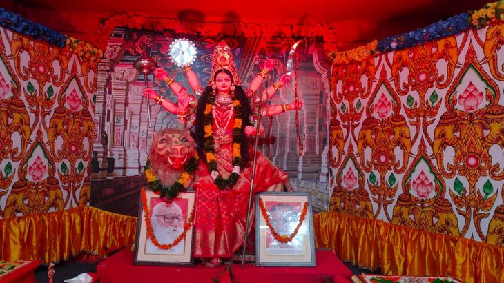 Illuminated pandal, a fair was organized in Jharkhandi Mata by the ...