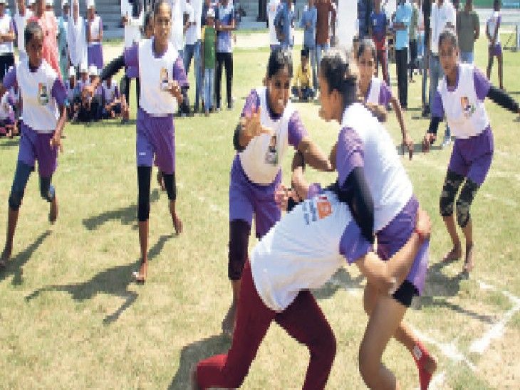 Ladpura and Khairabad in tennis ball cricket, Sultanpur and Etawa in ...