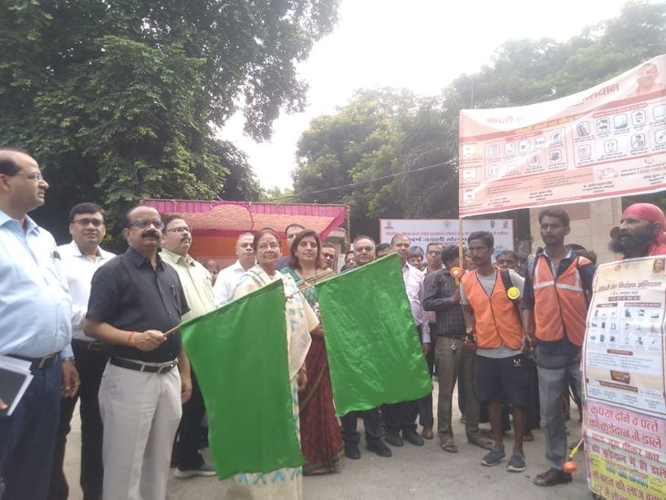 Third phase of Dastak campaign begins MP Keshari Devi Patel flagged off ...