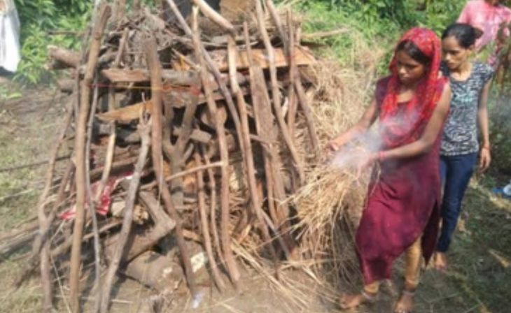 In Rae Bareli, the daughters performed the duty of the son, the father ...