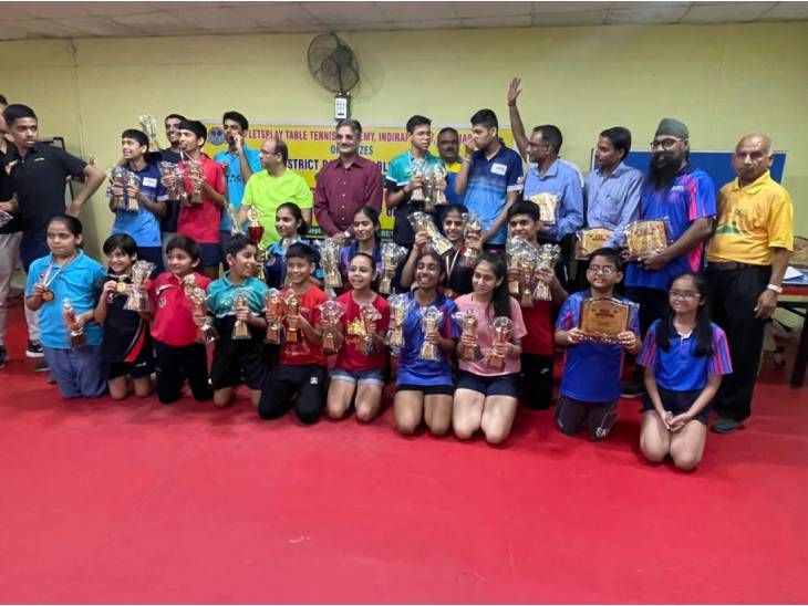 The pair of Aheli Mahajan and Paramjit Kaur won the silver medal in U ...