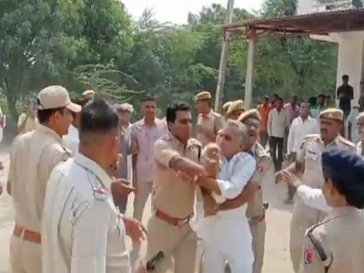 Rajasthan Police Lathi Charge On Villagers Over Protest Against Royalty ...