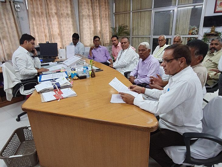 Demand for improving cleanliness, catching stray animals and road ...