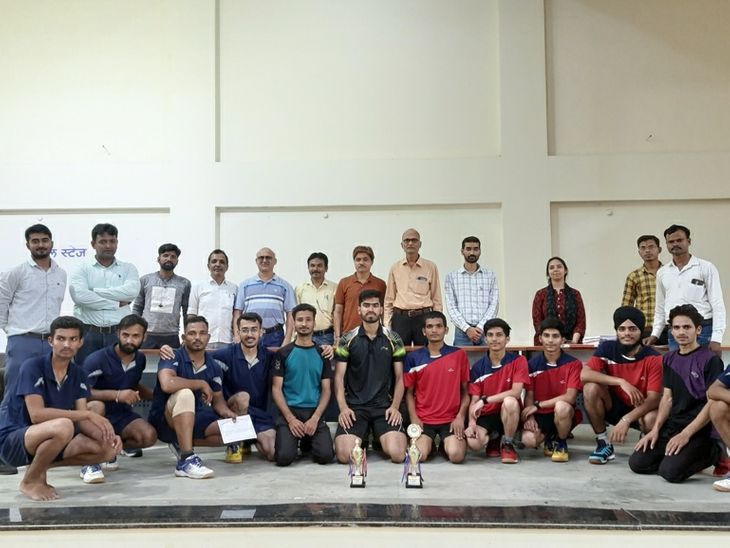 PG College defeated Mandleshwar, 7 players were selected for the ...