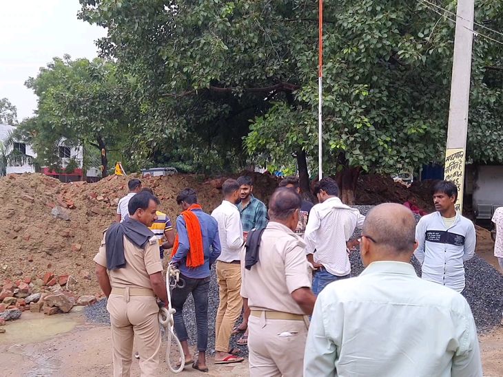 The incident happened with a young man returning home from the market ...