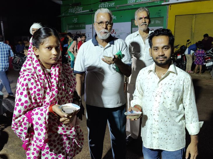 Distributed in kheer from 12 o'clock on the night of Sharad Purnima at ...