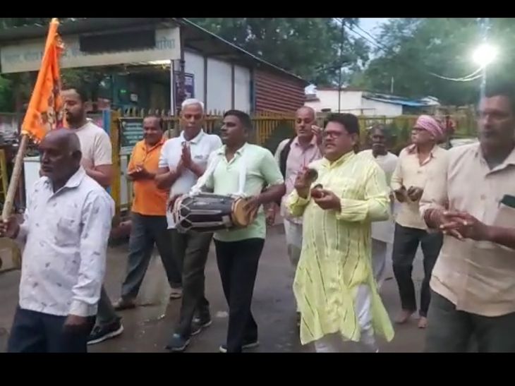 Prabhat pheri starts on Sharad Purnima, being taken out for 30 years ...