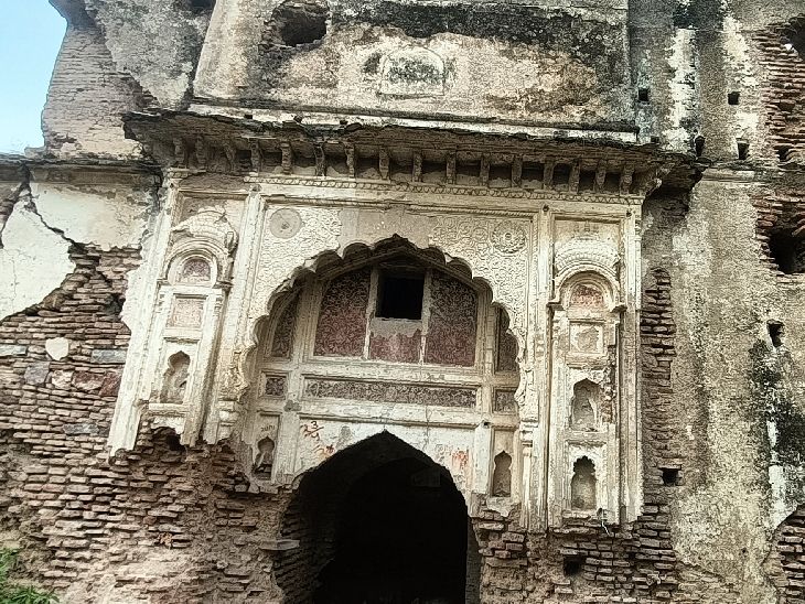 Continuing occupation in the ditch inside and outside the fort, the ...