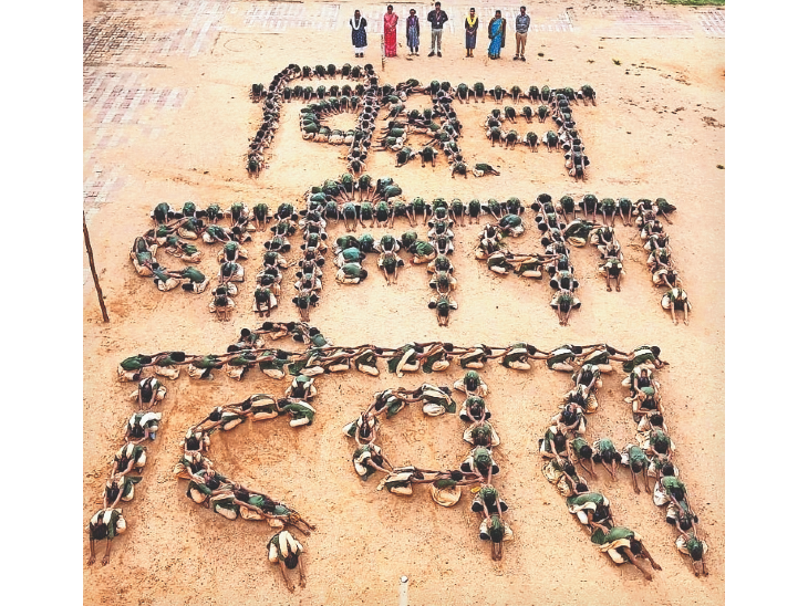 Human chain formed on girl's day | अंतरराष्ट्रीय बालिका दिवस: बालिका ...