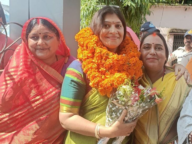 Shalini became president of BJP in Budhar, Shekhar became vice ...