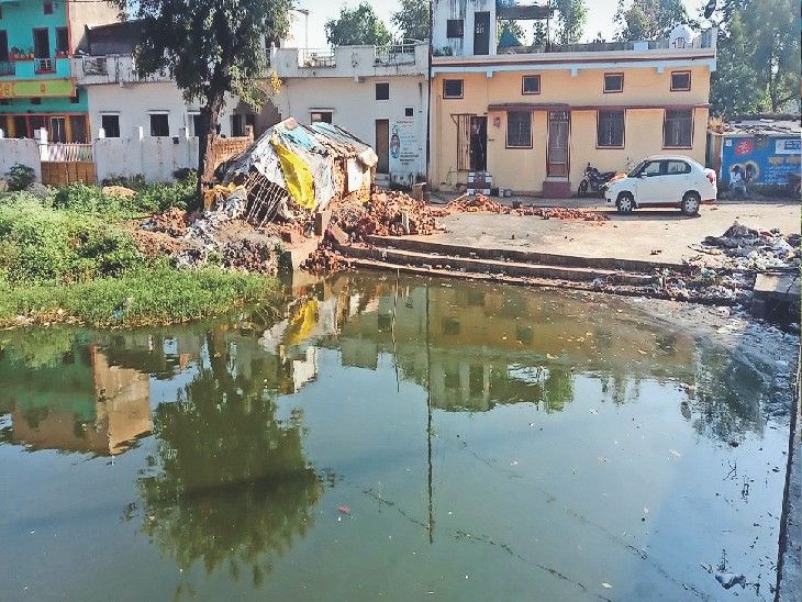 8 out of 10 steps of Kashi pond submerged in water, for the first time ...