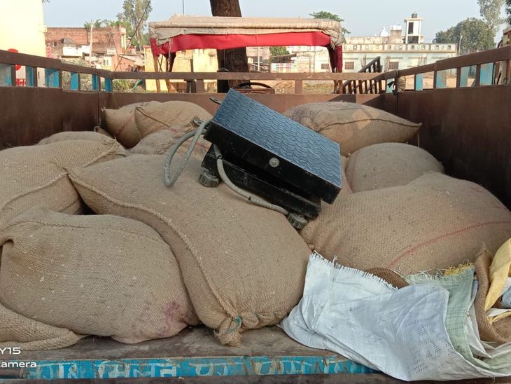 16 sacks of rice, 6 sacks of wheat and electric fork recovered from ...