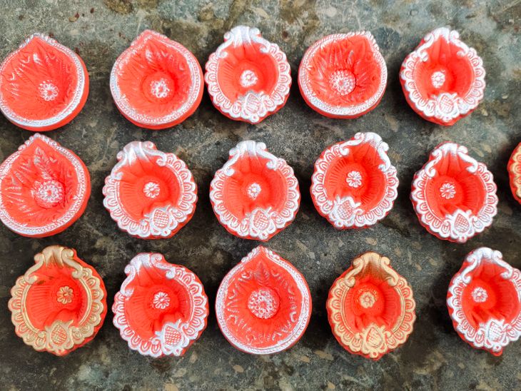 People are liking it a lot, the potter is also happy with the demand of ...