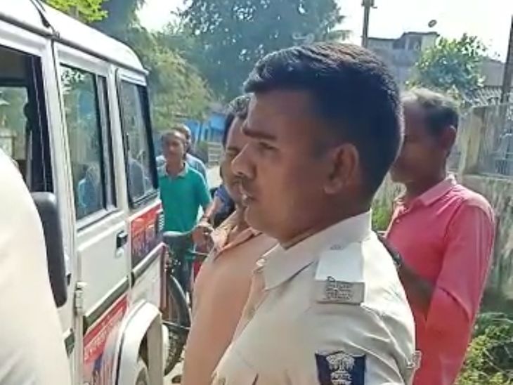 Victim's mother reached police station, demanding action against the ...