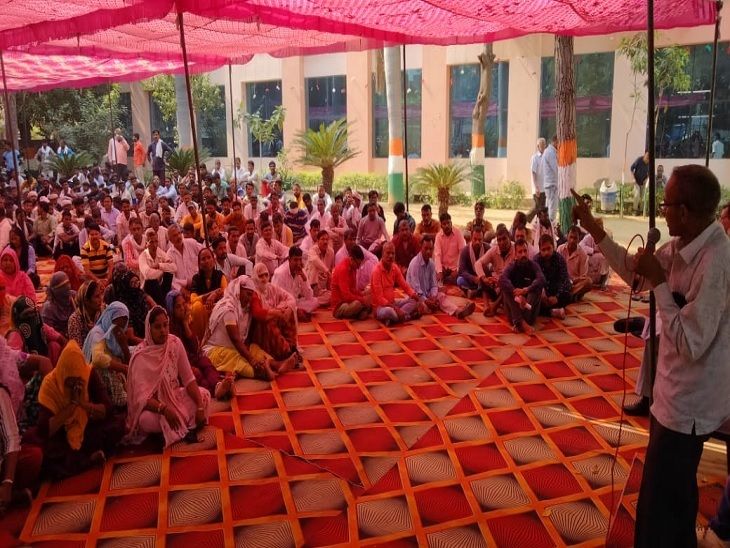 Employees strike 11 days ends, garbage piled up in Rohtak, will be ...