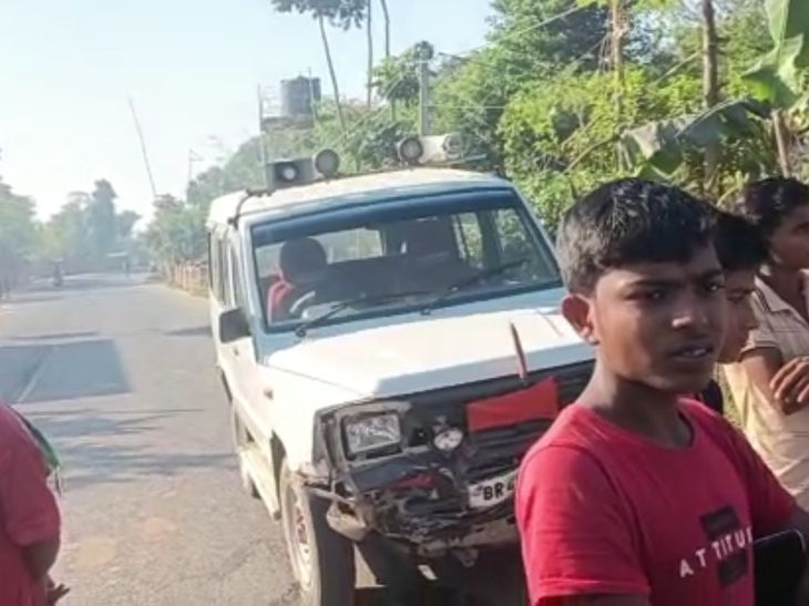 co van and arkestra van collided in madhepura; bihar bhaskar latest ...