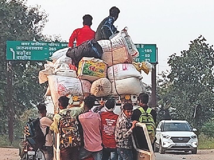 Action on those driving without helmet, why not against them | वाहन ...