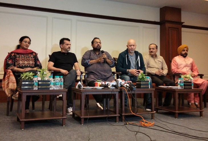 MP Foundation Day 2022; Singer Shankar Mahadevan Demanded Film City In ...