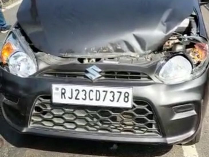 3 cars running behind collided, the vehicle remaining safe | NH-52 पर ...