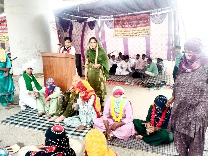 Villagers continue to protest at Chabri Interchange | रास्ता की मांग ...