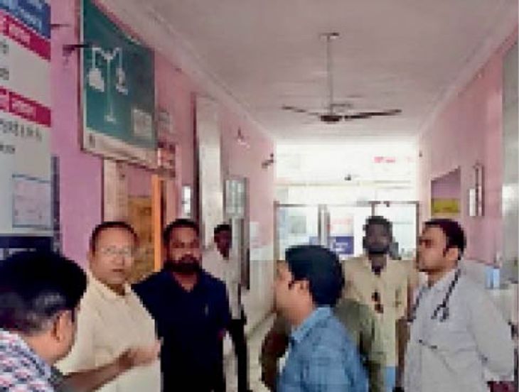 Doctors treating at home instead of hospital while on duty in Partapur ...