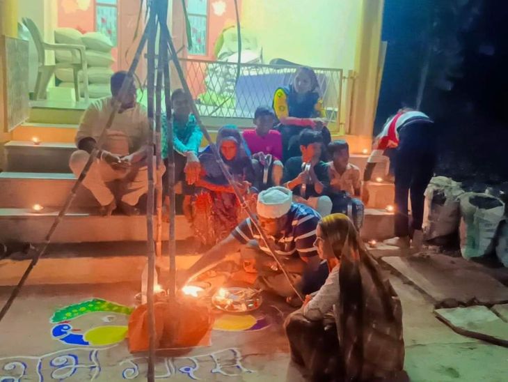 Bor Bhaji Amla, get up Dev Sanwala, celebrated Chhoti Diwali with pomp ...