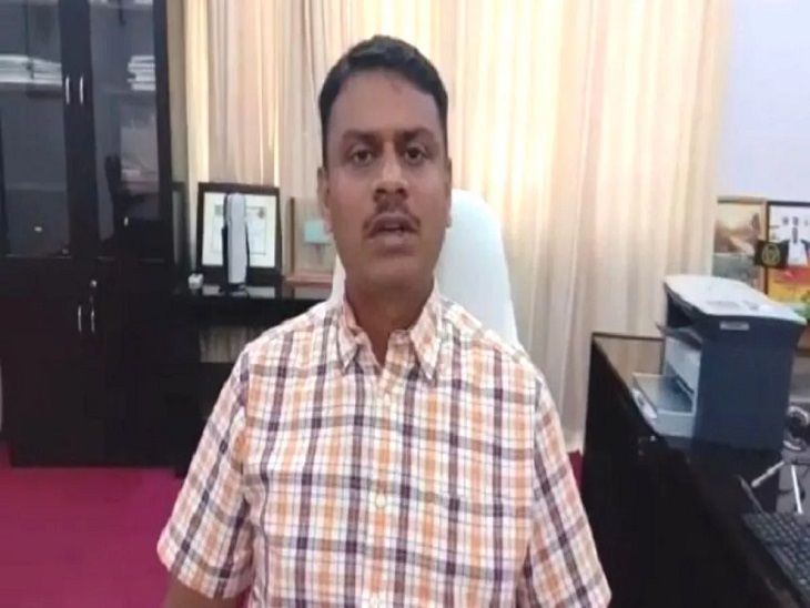 The new District Magistrate of Varanasi, IAS S. Rajalingam, From 28 ...