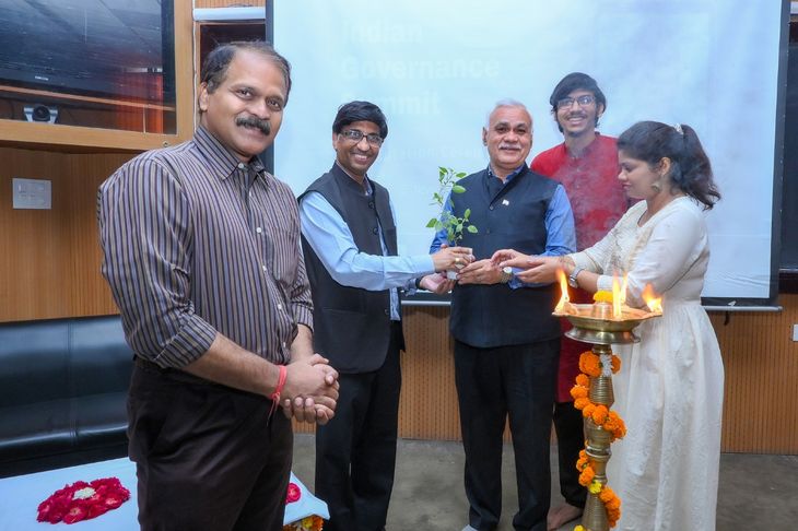 Chief guest, Chief Secretary of UP, visited the institute and saw ...