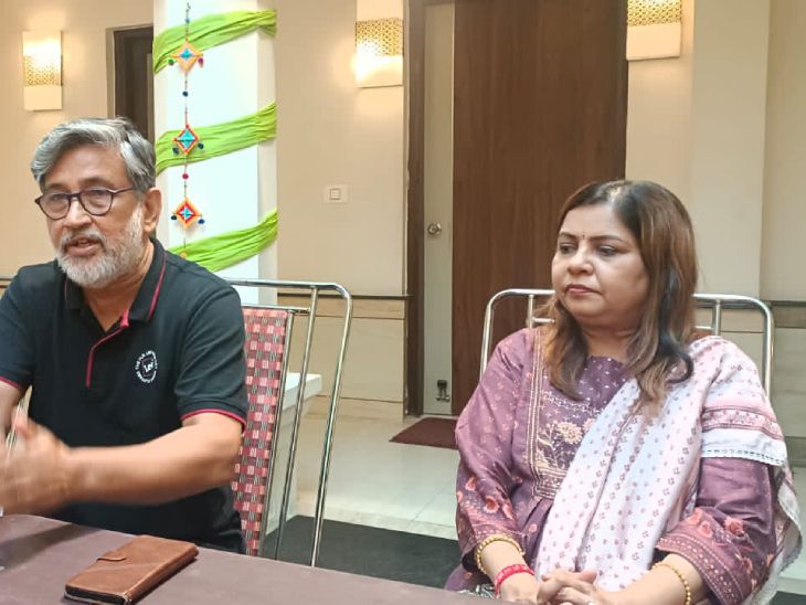 Trying to solve the plane crash, people got emotional after watching the film's promo.Ayodhya ...