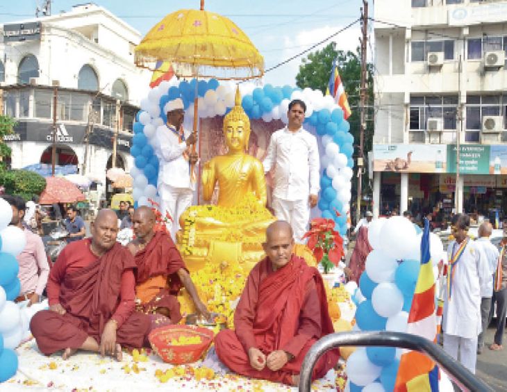 3.6 quintal weight statue of Mahatma Buddha made of Ashta metal, which ...