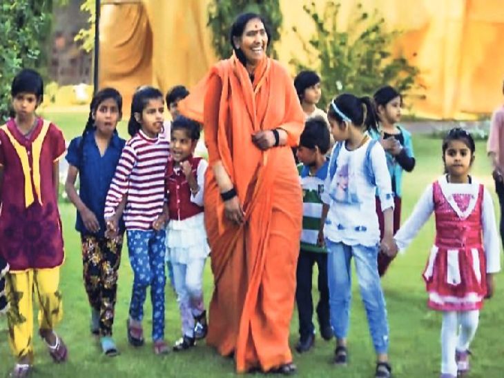 Sadhvi Ritambhara has been doing the story for the Vatsalya village ...