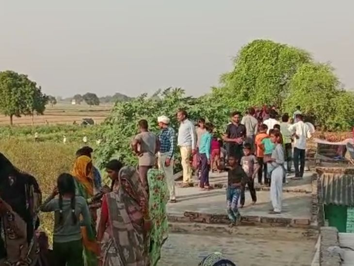 Villagers running with sticks, people guarding outside the village ...