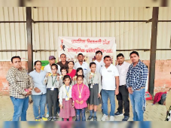 Lekhraj School team got first place | खेल प्रतियोगिता: लेखराज स्कूल की ...