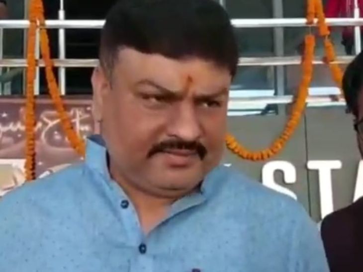 Former minister Pawan Pandey said; The atmosphere of chaos and loot in ...