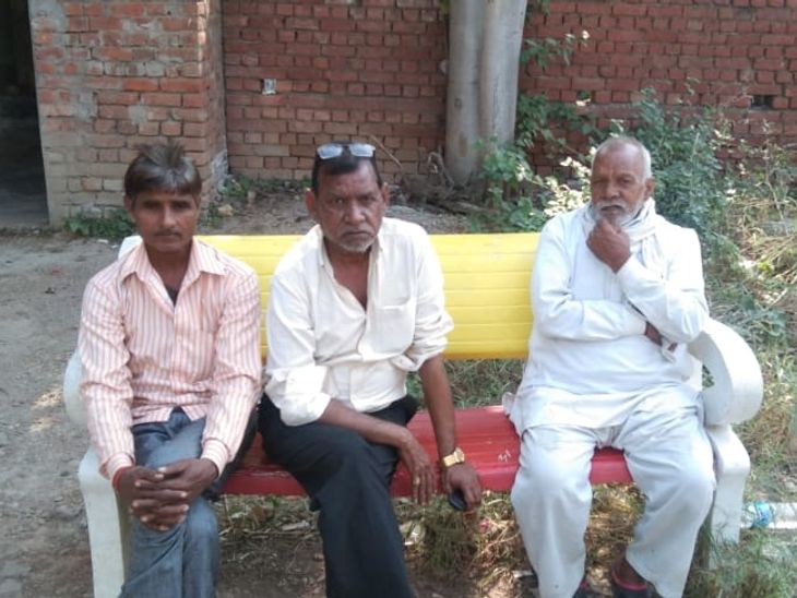 Palledar dies after being hit by a train | ट्रेन की चपेट में आने से ...