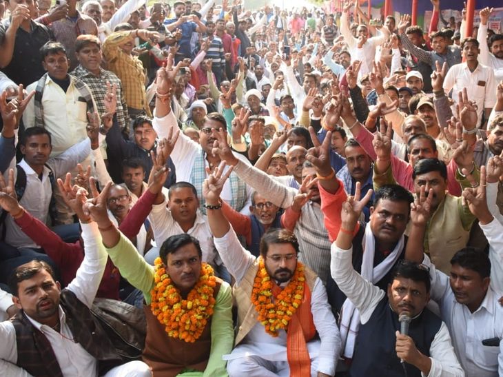 Ward member federation's one day strike in Patna, Jai Singh Rathore ...