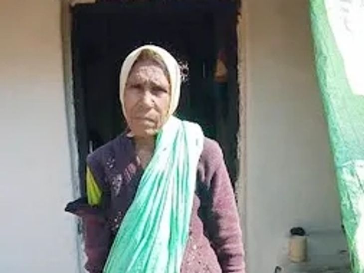 75-year-old woman lodged FIR in Chhapra police station | जमीनी के विवाद ...