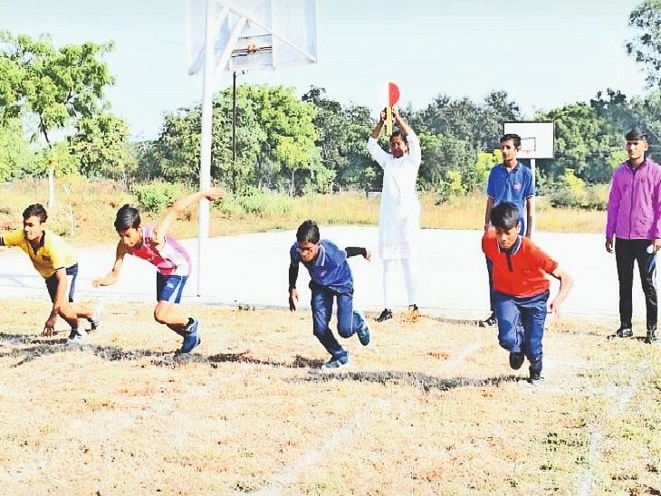 Aman and Mansi in 80 meter dash, Arif-Aditya in 100 meter, Upasana won in 800 meter | वार्षिक ...
