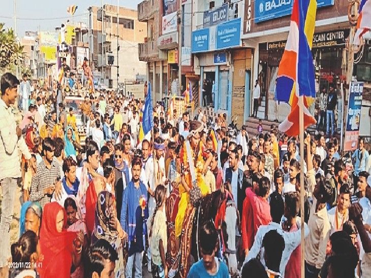 Koli society celebrated the birth anniversary of heroic Jhalkari Bai ...