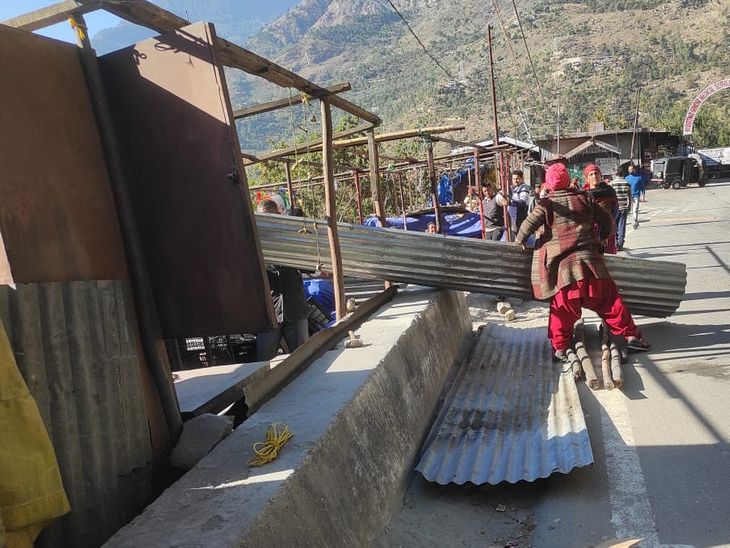 People removed Illegal structures from Khaneri NH-5 of shimla, now ...