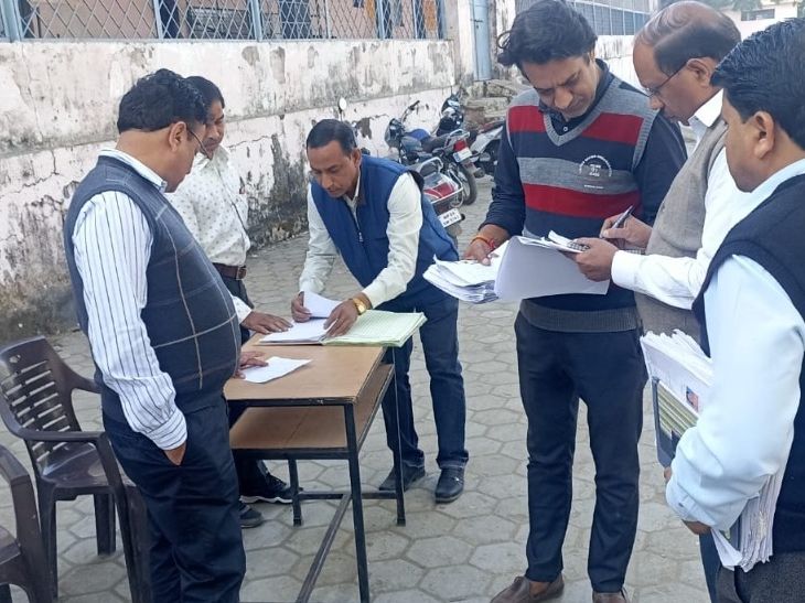 Inspection of polling stations, notice to 2 BLOs due to negligence, 1 ...