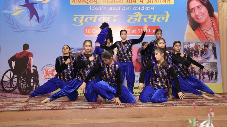 Divyangs showcased their talent in Vrindavan's Vatsalya village | विश्व ...
