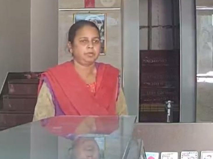 PWD woman employee staying in a hotel located in Sindhi Camp threatened ...