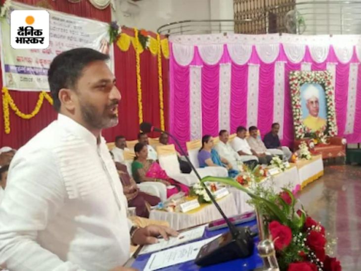 Karnataka BJP MLA Viral Video; Preetham Gowda Seen Threatening Muslim Voters | Karnataka News ...