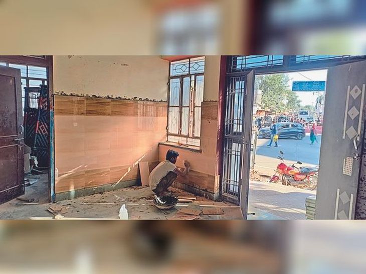 New boards were installed on government offices, road will be built in ...